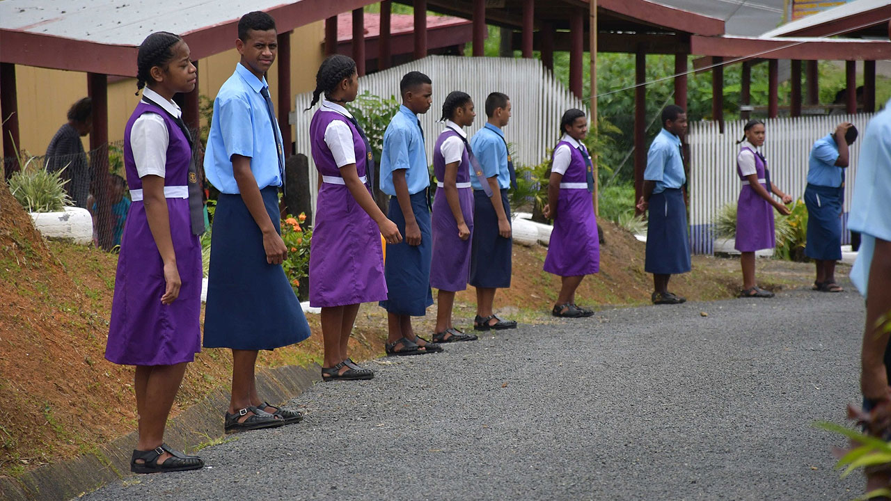 PM encourages students to persevere – FBC News