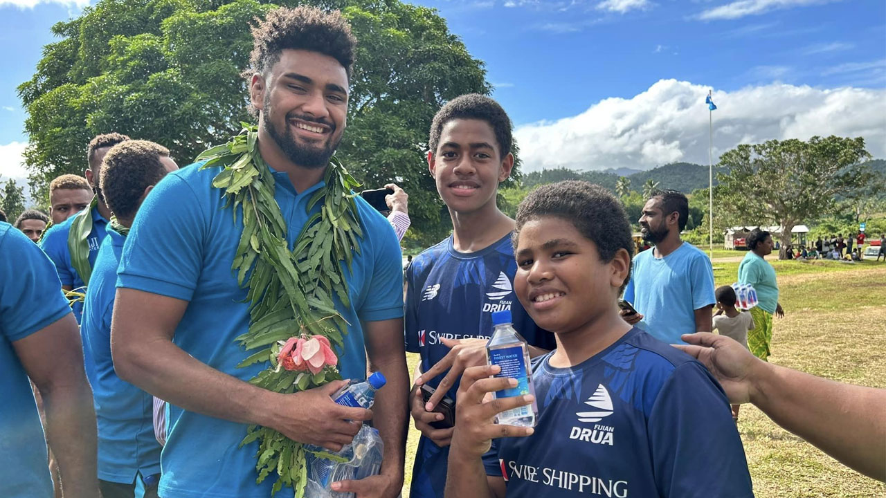 Nasilasila draws inspiration from veterans – FBC News