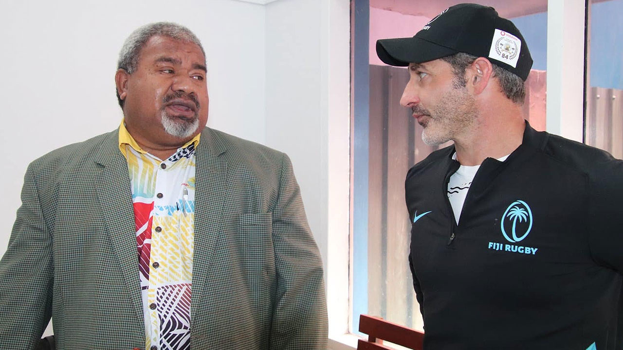 Saukuru discusses rugby development with Fiji 7s coaches – FBC News