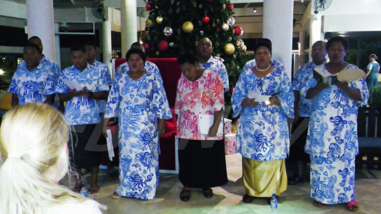 Tourists treated to Fijian Christmas traditions – FBC News