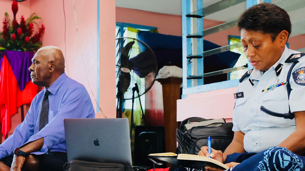 Crime Prevention Committee reps vow to help Police – FBC News