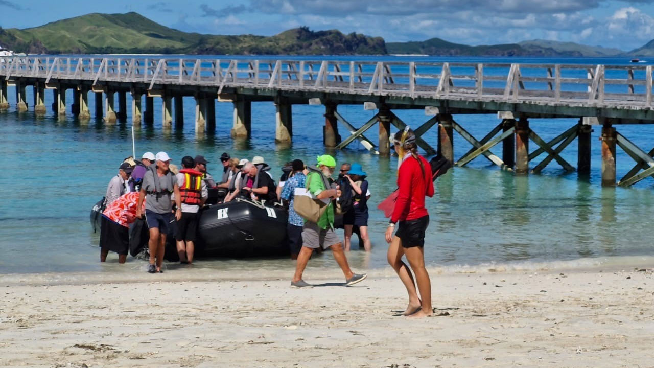 Cruise liner returns to Yasawa I RaRa village – FBC News