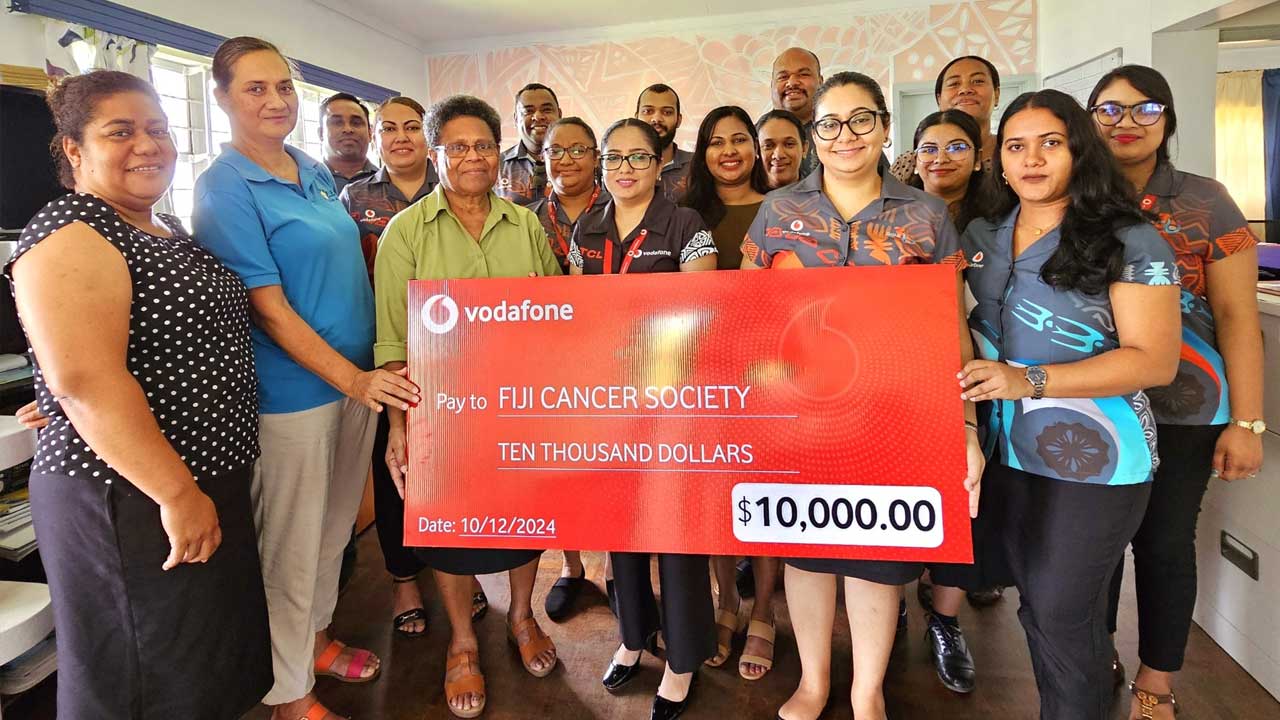 Vodafone Fiji donates $10,000 to Fiji Cancer Society – FBC News