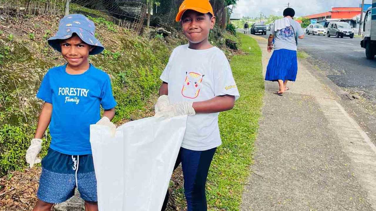 PS calls for collective action in fight against litter – FBC News